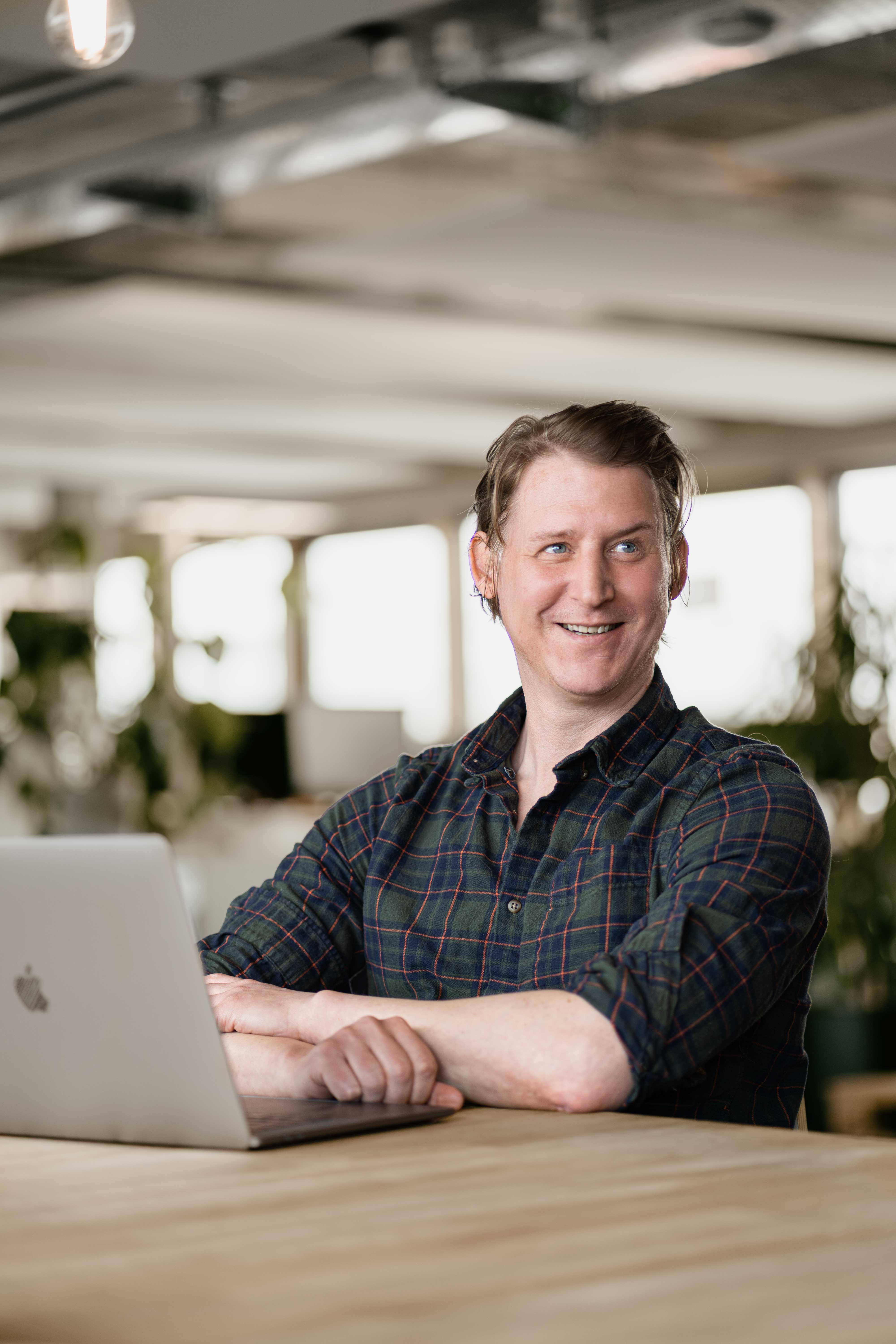 Kontakt | Condent Dentallabor-Software | Condent