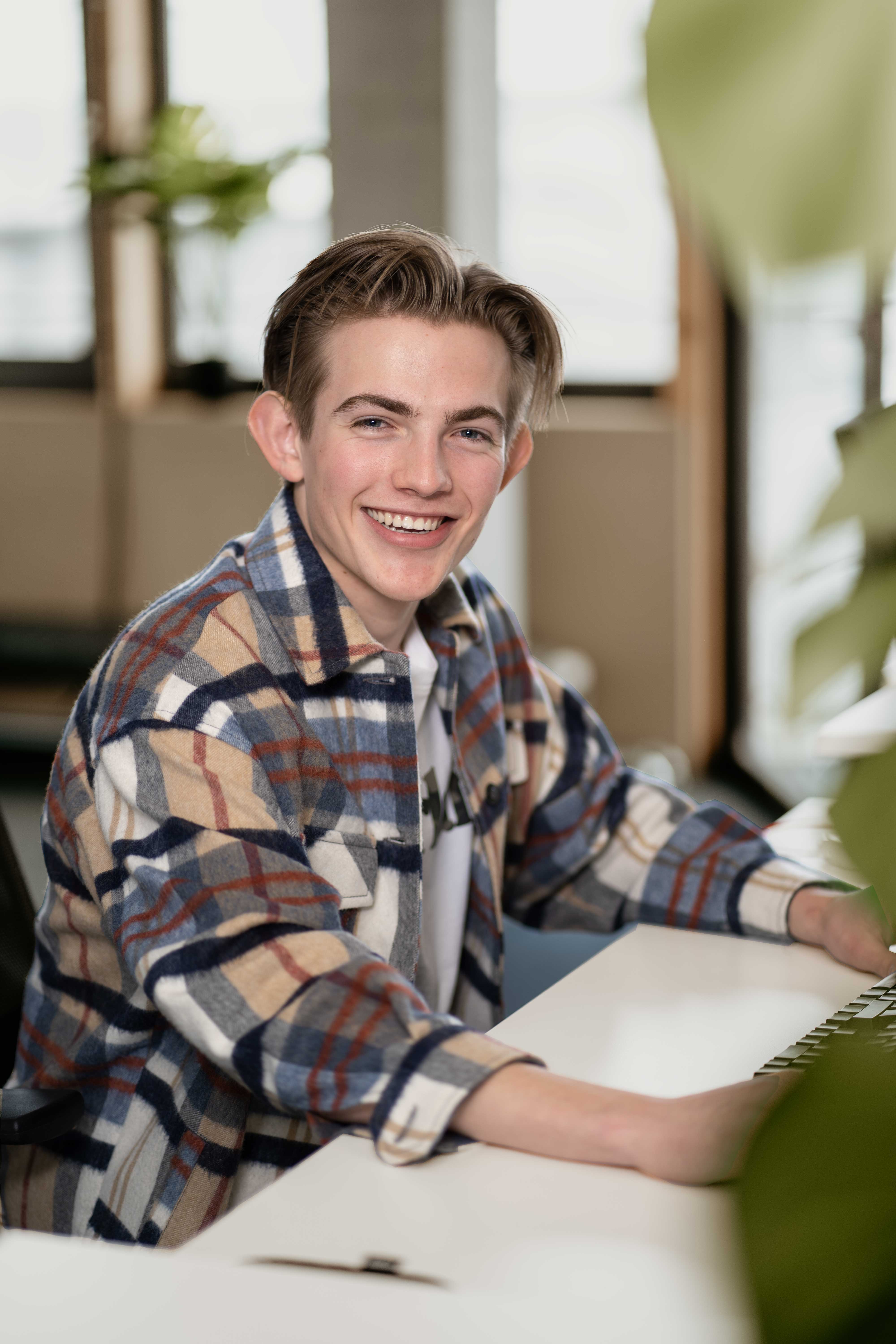 Kontakt | Condent Dentallabor-Software | Condent